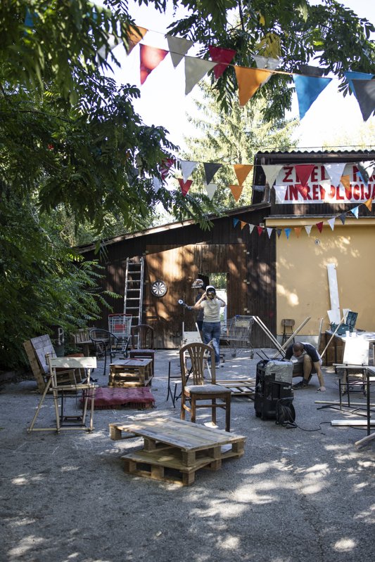 El Warcha in dialogue with PLAC – Participatory Ljubljana Autonomus Zone • 35 GB